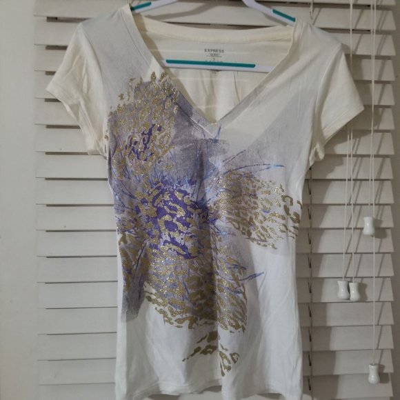 Express | Tops | Express Small Cream Gold Glitter Vneck Tshirt | Poshmark